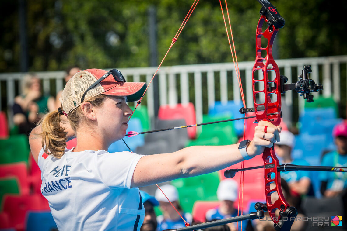 L'équipe de France féminine d'arc à poulies remporte le titre à Berlin ...