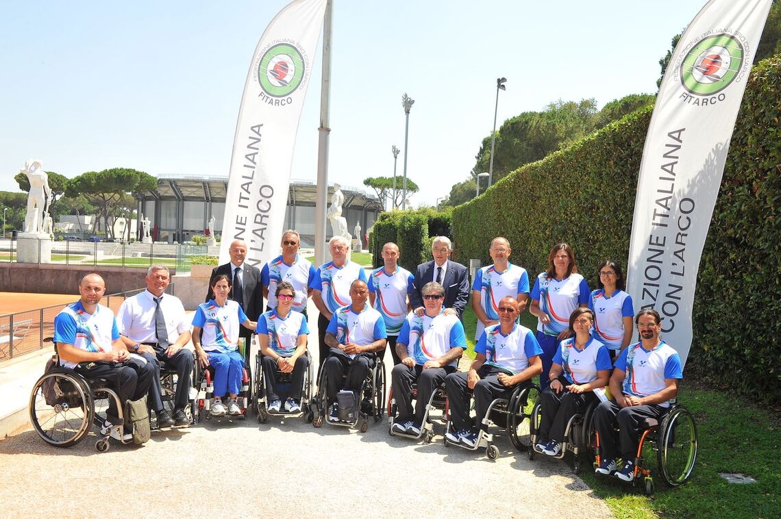 Archery Italy displays Olympic and Paralympic teams for Rio | World Archery