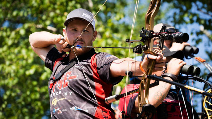 Vegas winner Kyle Douglas makes World Archery debut during remote competition | World Archery