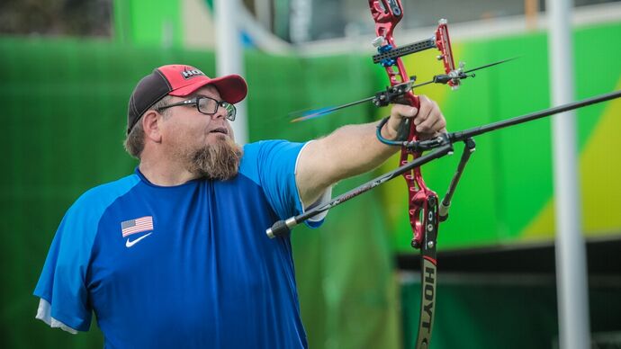 Eric Bennett: “I shoot better when pumped” | World Archery